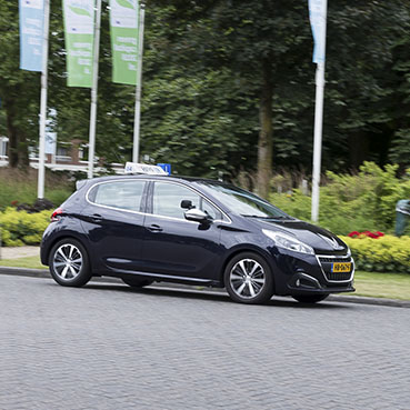Autorijschool Johan Bos rijlessen Nijmegen|Cuijk|Boxmeer