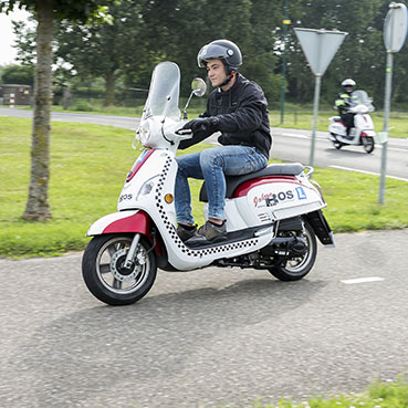 Autorijschool Johan Bos rijlessen Nijmegen|Cuijk|Boxmeer